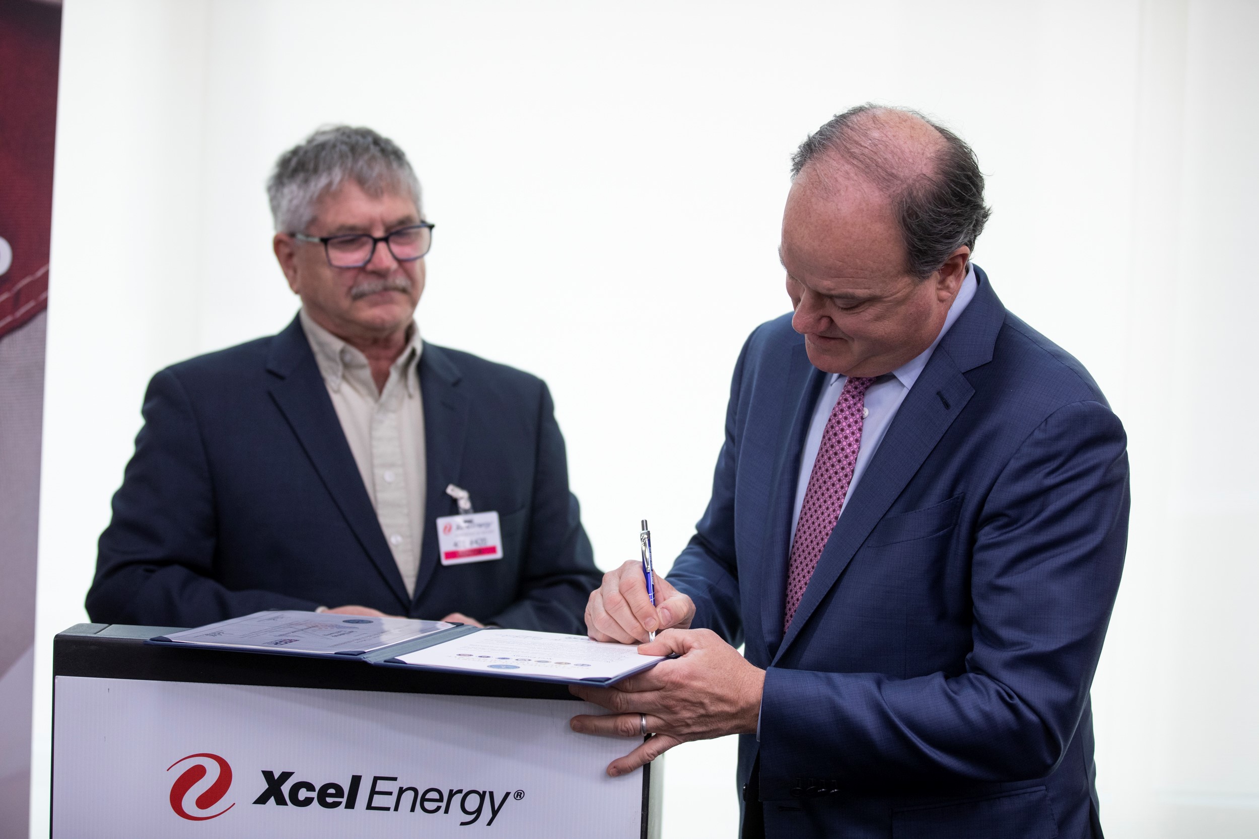 Xcel Energy signs statement of support for National Guard and Reserve ...